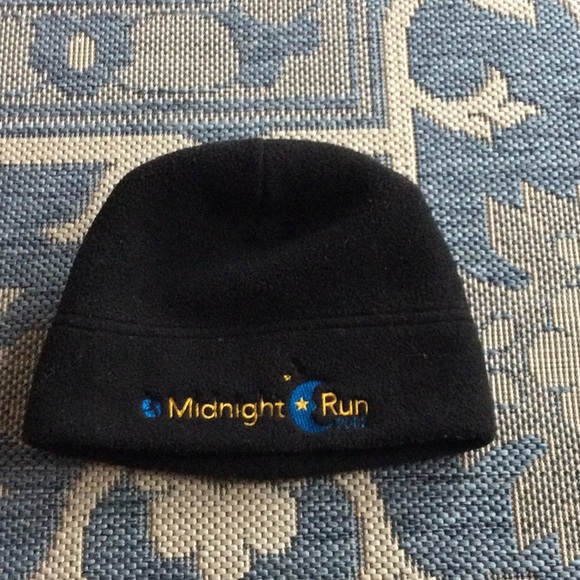 Accessories | Vintage Central Park Midnight Run Beanie | Poshmark